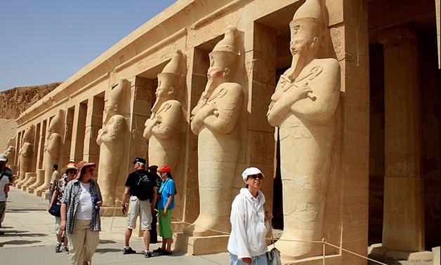 Sun illuminates sanctuary of Egypt’s ancient Queen Hatshepsut Temple ...